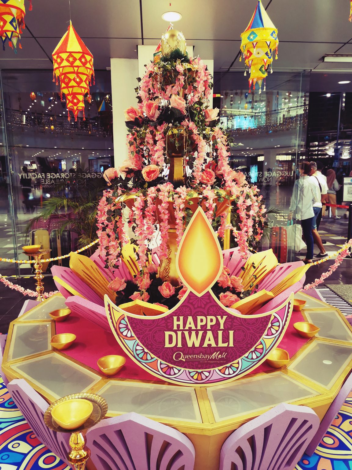 Deepavali Decorations at Queensbay Mall - Travel 2 Penang