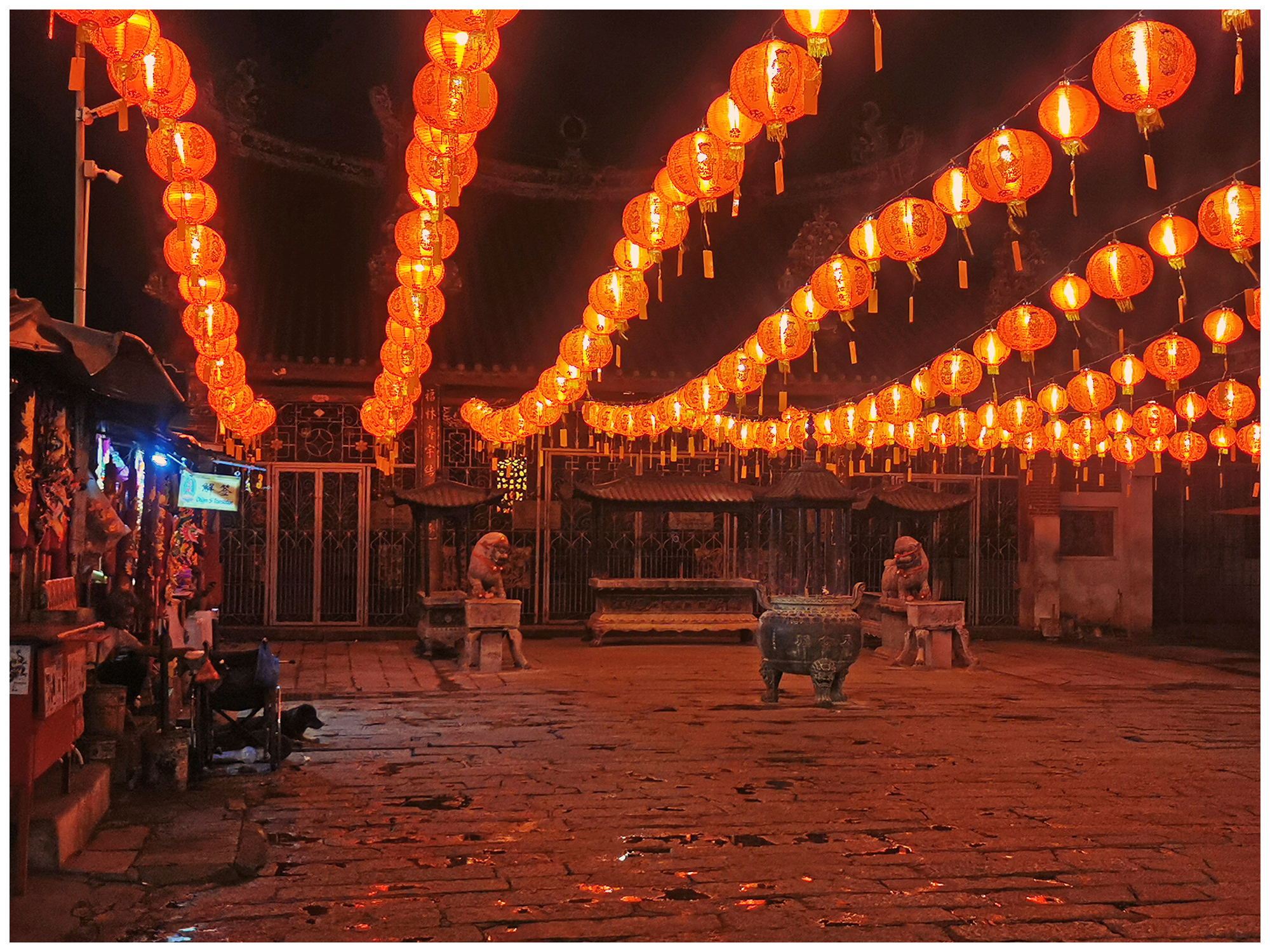 Penang Street View: A Temple of Lanterns - Travel 2 Penang