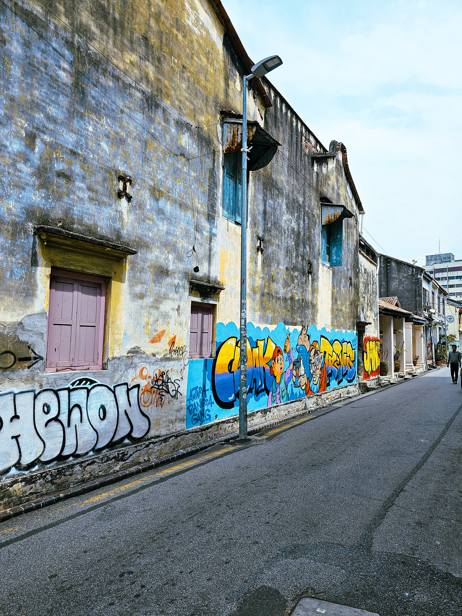 Stewart Lane Graffiti Art - Travel 2 Penang